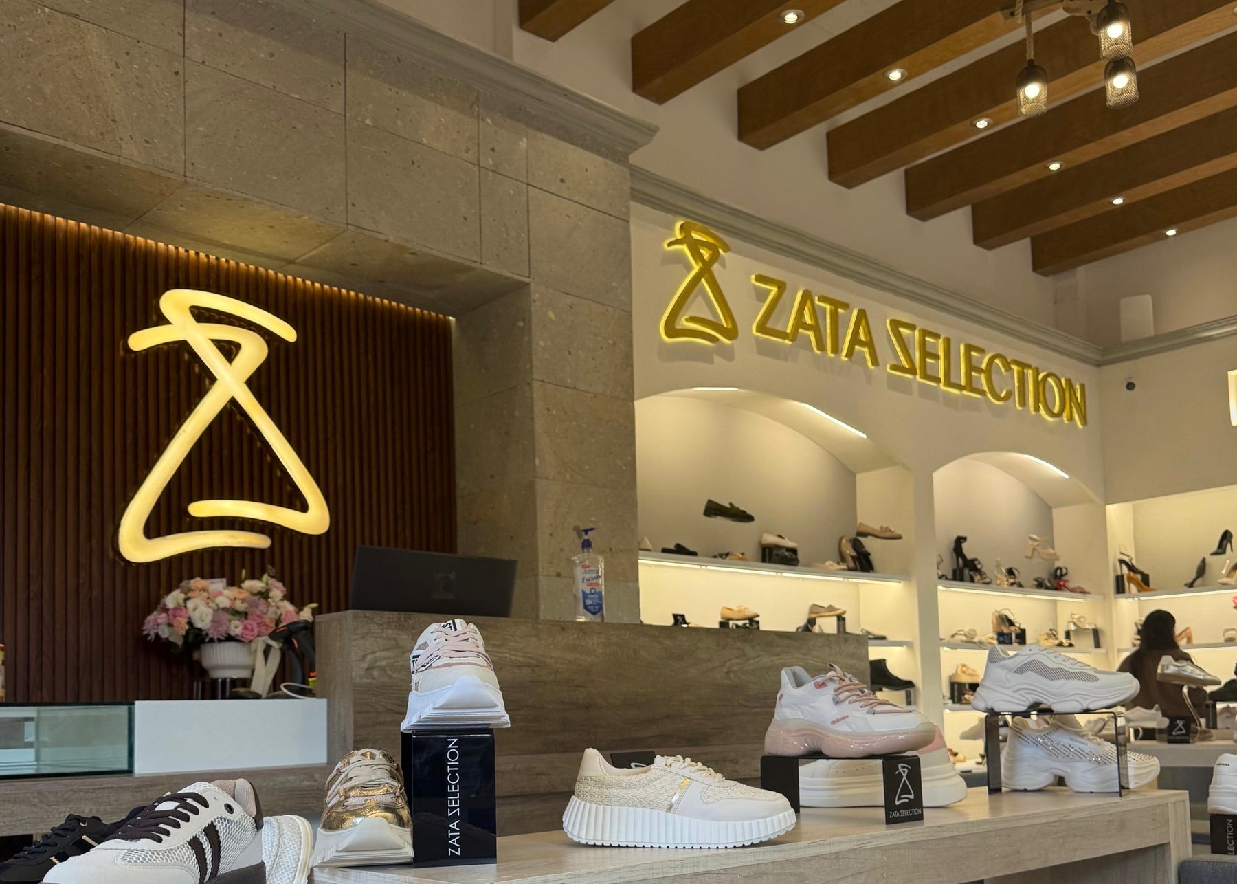 Zata Selection